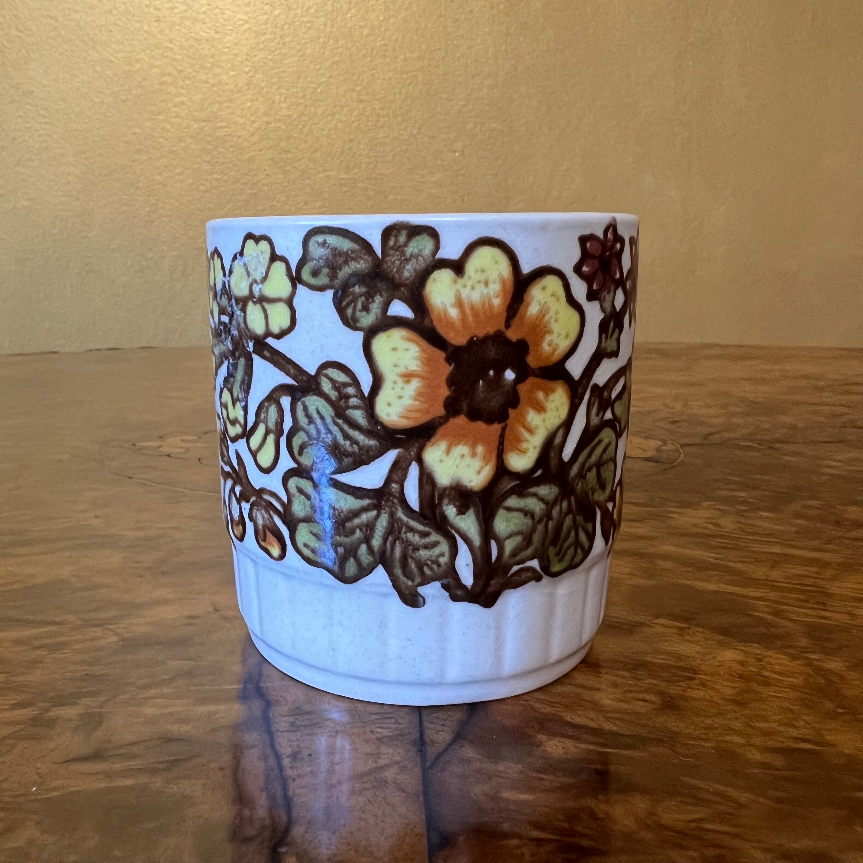 Royal Worcester Palissy Casual Tableware Cup – Antiques Yeah